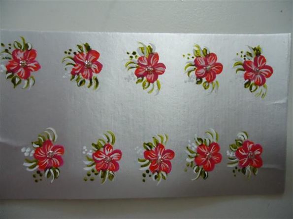 Adesivo de unha na caixa de leite